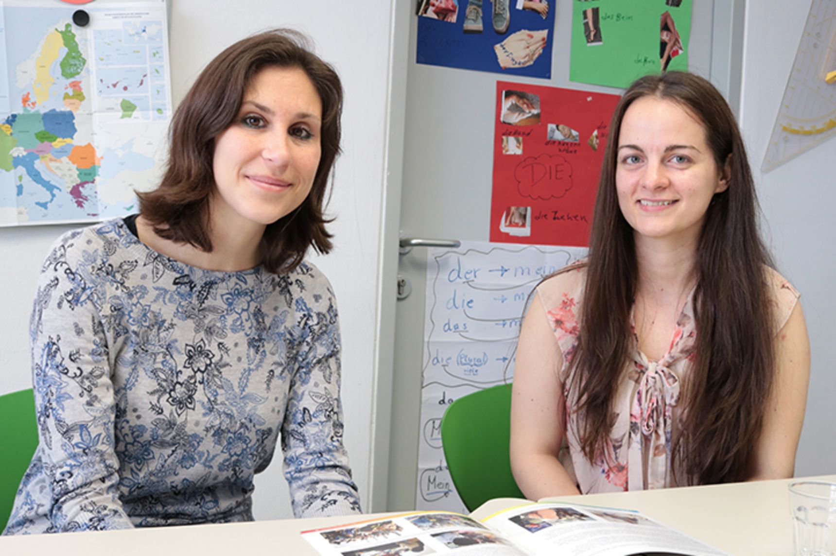 So integriert und bildet sich Frau in Salzburg. | Bildungsbuch